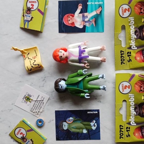 Playmobil | Toys | Scooby Doo Daphne Blake Wolfman With A Donut | Poshmark